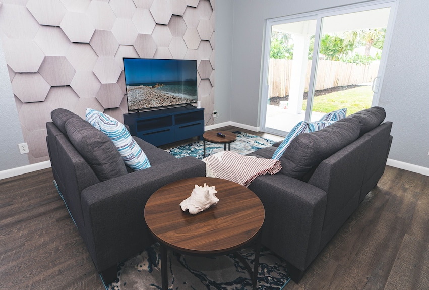 "Golfers Paradise" Updated House With Huge Backyard, Mini Golf, Fire Pit,hammock - Jonathan Dickinson State Park, Hobe Sound