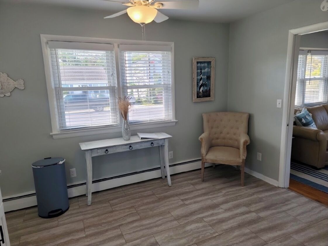 Renovated 2 Bedroom, Near Vb Vibe District, Surf Park & Dome! - Virginia Beach, VA