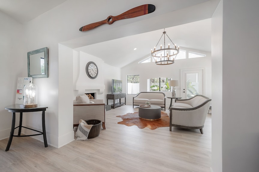 Riverhills Luxury Escape | Pool, Firepit 13+ Beds - Tampa, FL