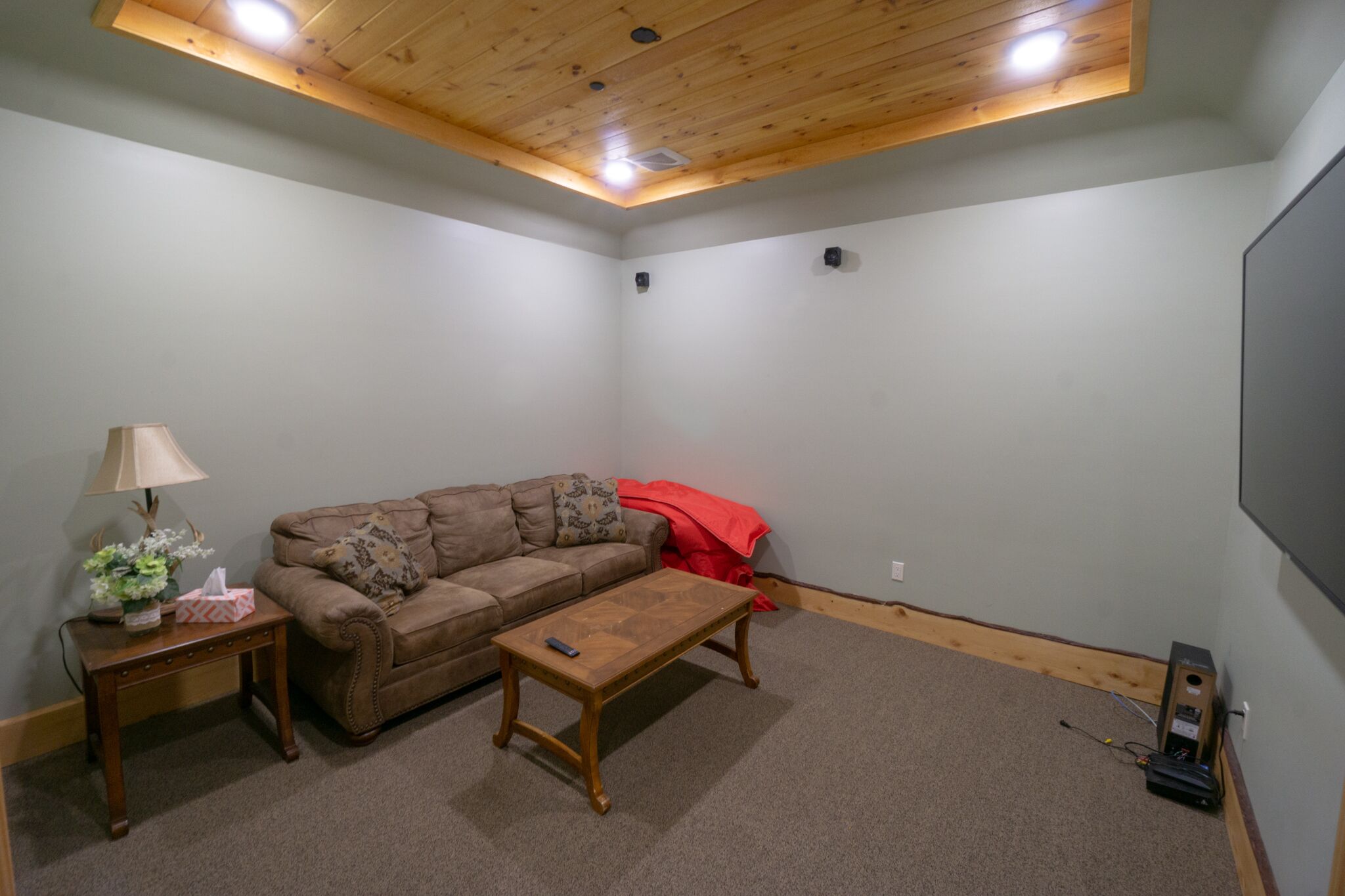 Stunning Mountaintop Retreat With High End Amenities And Four Fireplaces - Gore Mountain, NY