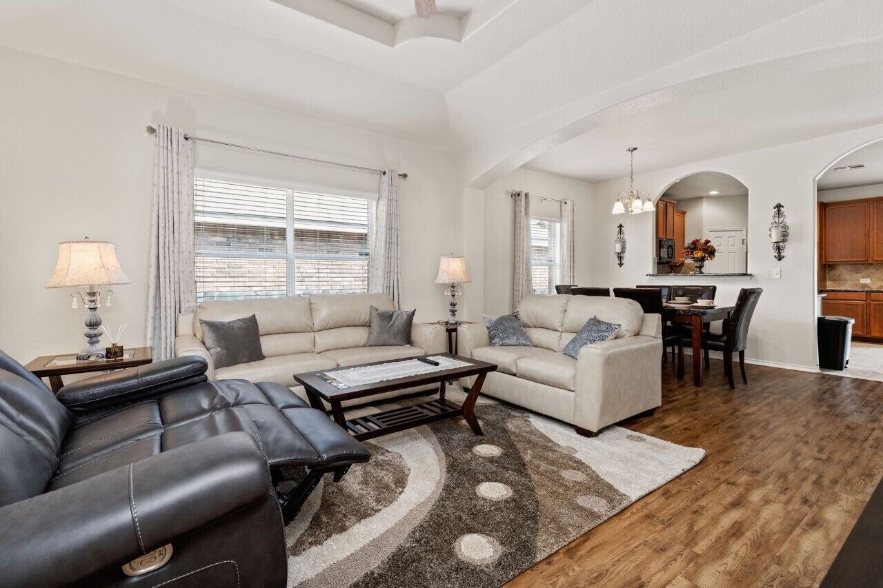 【New】wonder Getaway Home Near Lackland /Seaworld! - San Antonio, TX