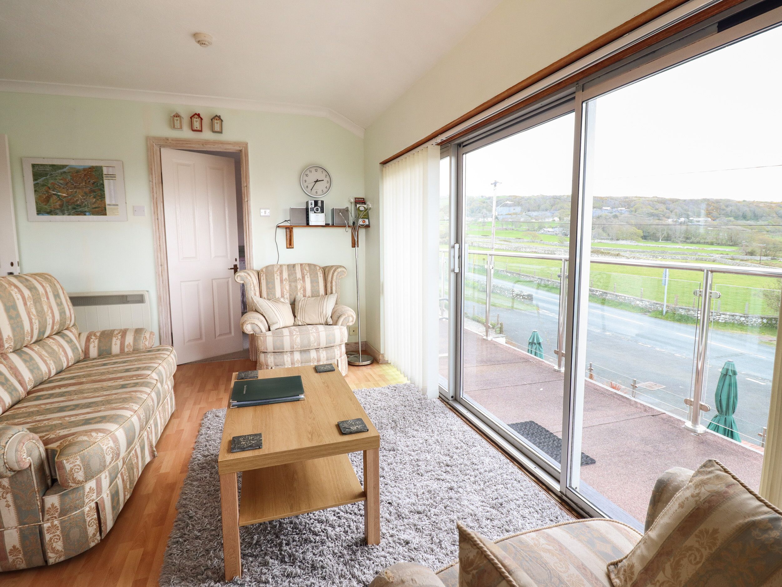 Morlyn Guest House Apartment, Pet Friendly In Harlech - Harlech