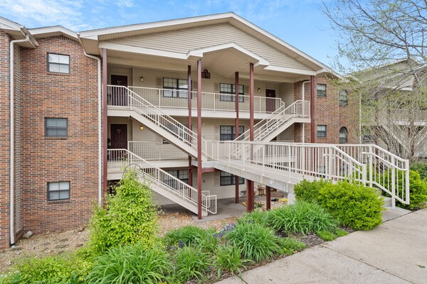 Foothills Walk-in | On-site Amenities - Branson, MO