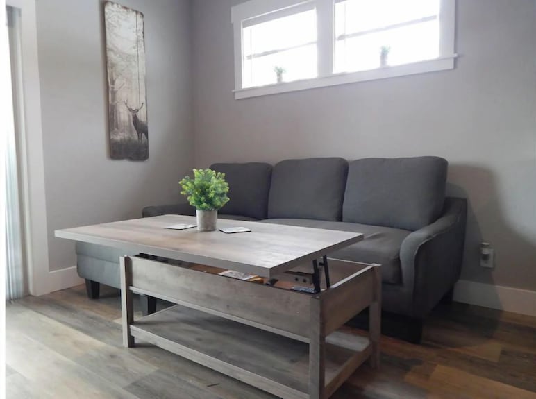 Downtown Charmer - Spacious 1 Bed 1 Bath - Adventure Basecamp - Lake Ponderay, Ponderay