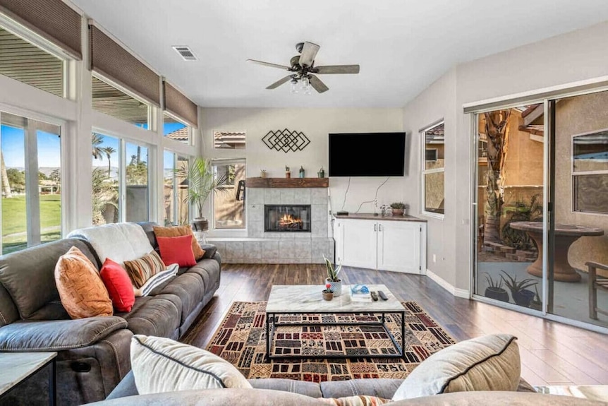 Lavish Desert Retreat - Pool/spa - 2mi Coachella - Indio