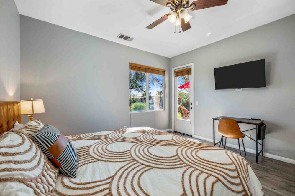 Wade/jen · Mantra House- Boho Oasis- Pool/spa - 1mi Coachella - Indio, CA