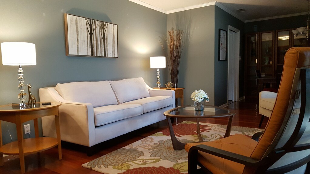 Mid-century Gem Perfect For Exploring Austin - 오스틴