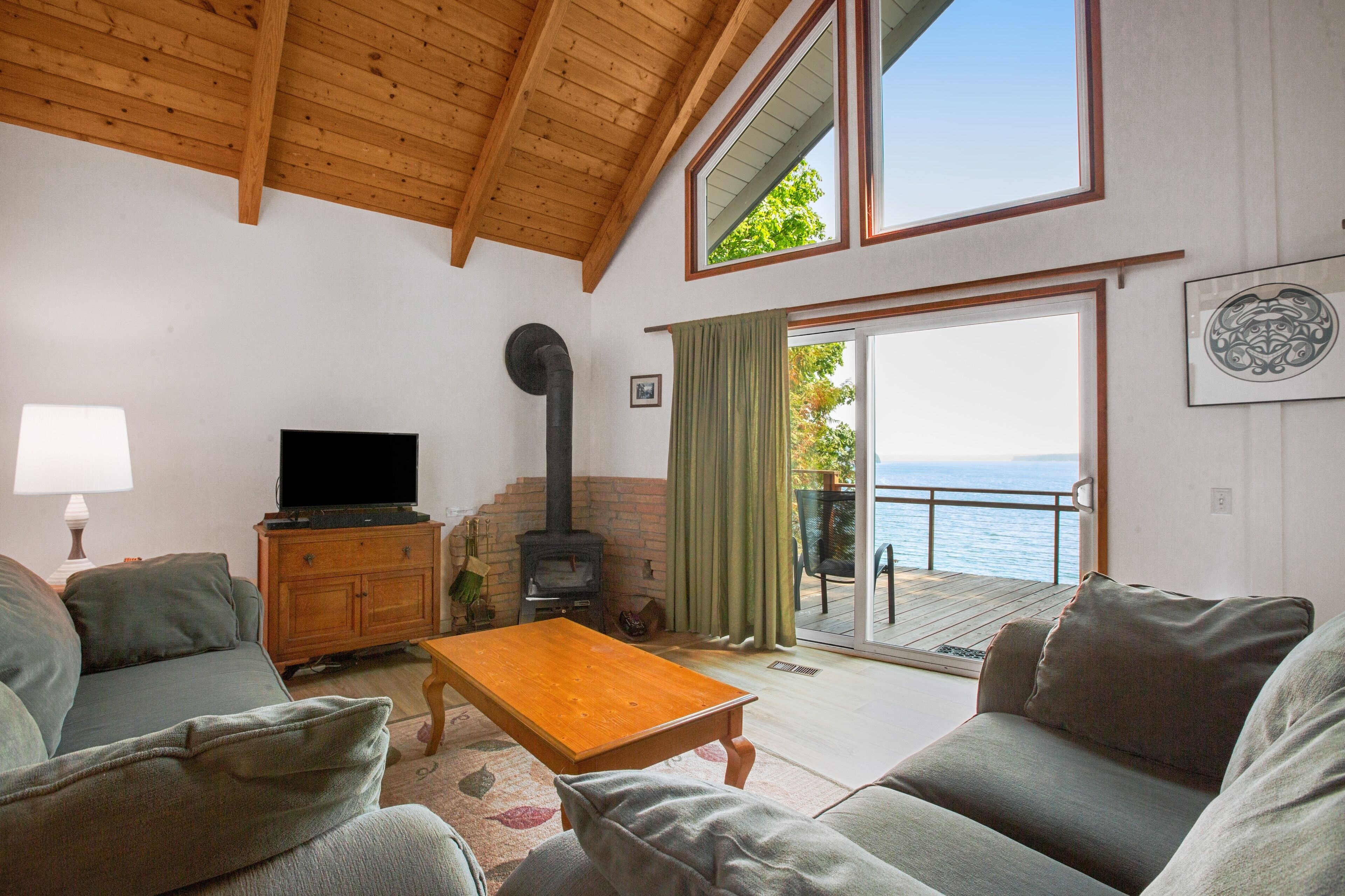 Spectacular Hood Canal Views/Olympic National Park/Brinnon Waterfront ...