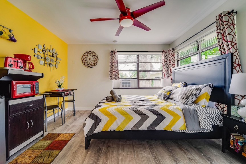 ️ #5 Walk To Wilton Drive - Fort Lauderdale, FL