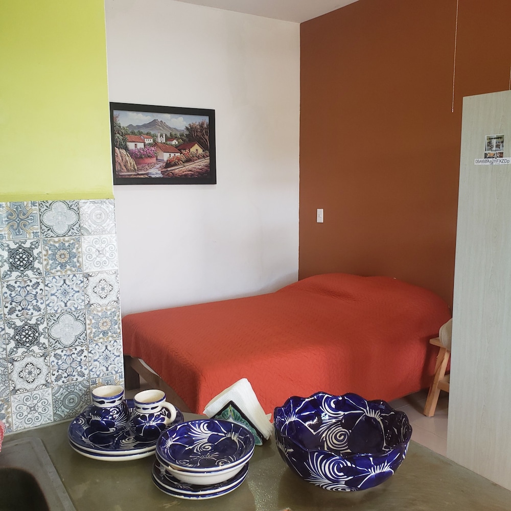 Private Studio Suite, Pool Wifi Large Property - Bucerías