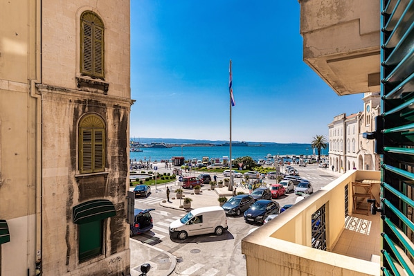 Quarto luxo | Roupas de cama premium, camas Select Comfort, frigobar