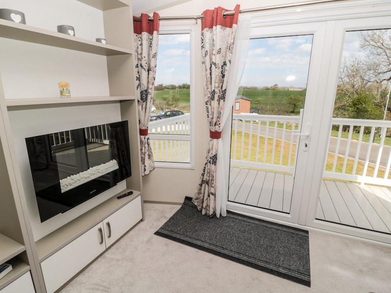 Moonlight Lodge, Pet Friendly, With A Garden In West Thirston - Morpeth