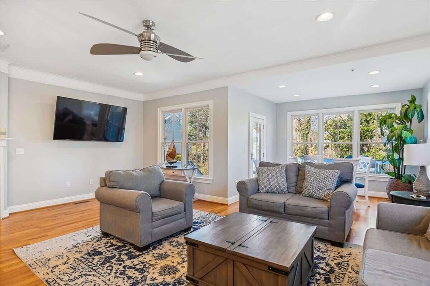 West Annapolis Cottage- 6br Walk To Navy Stadium - 아나폴리스