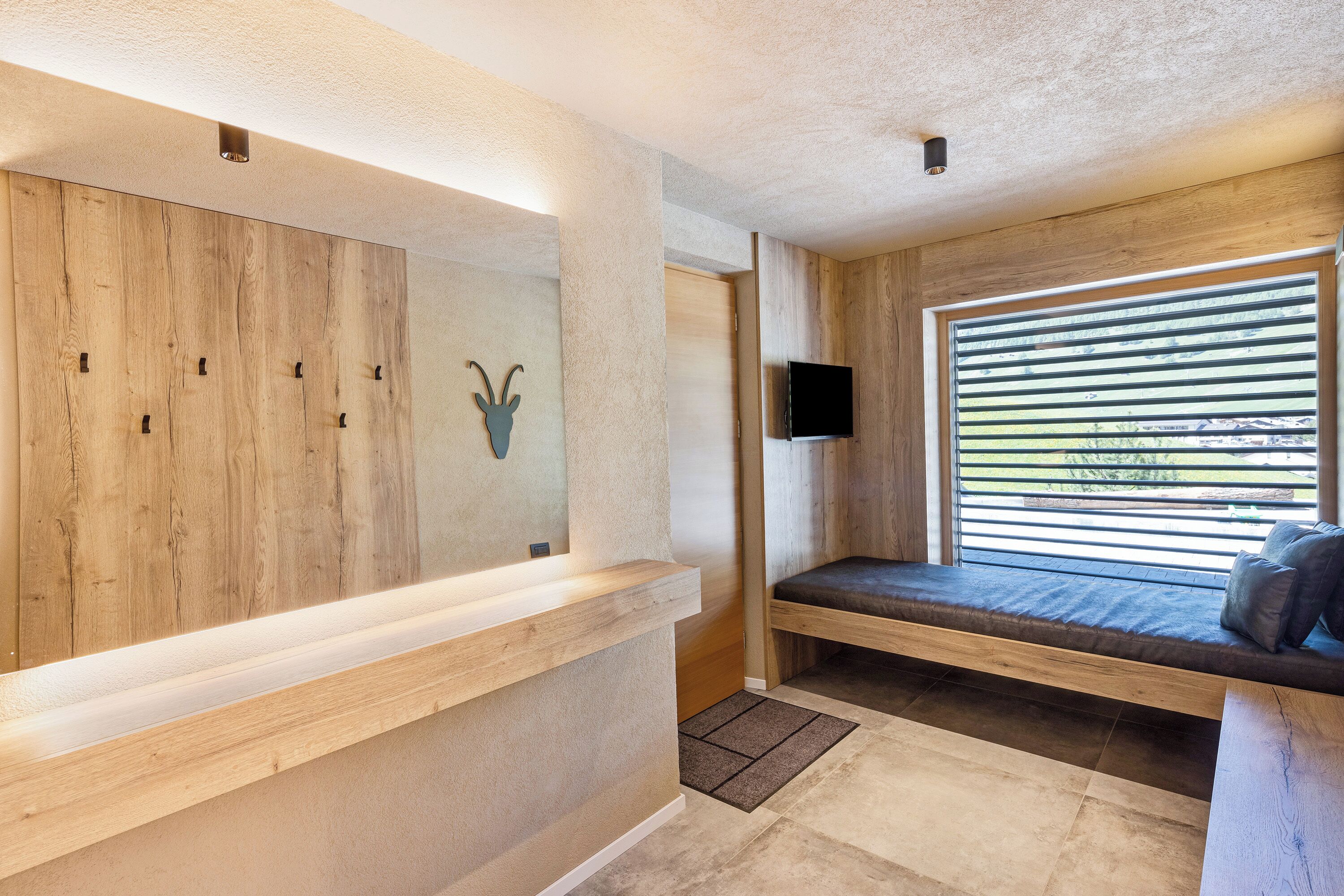 Holiday Apartment 'Nido' With Mountain View, Terrace & Wi-fi - Livigno