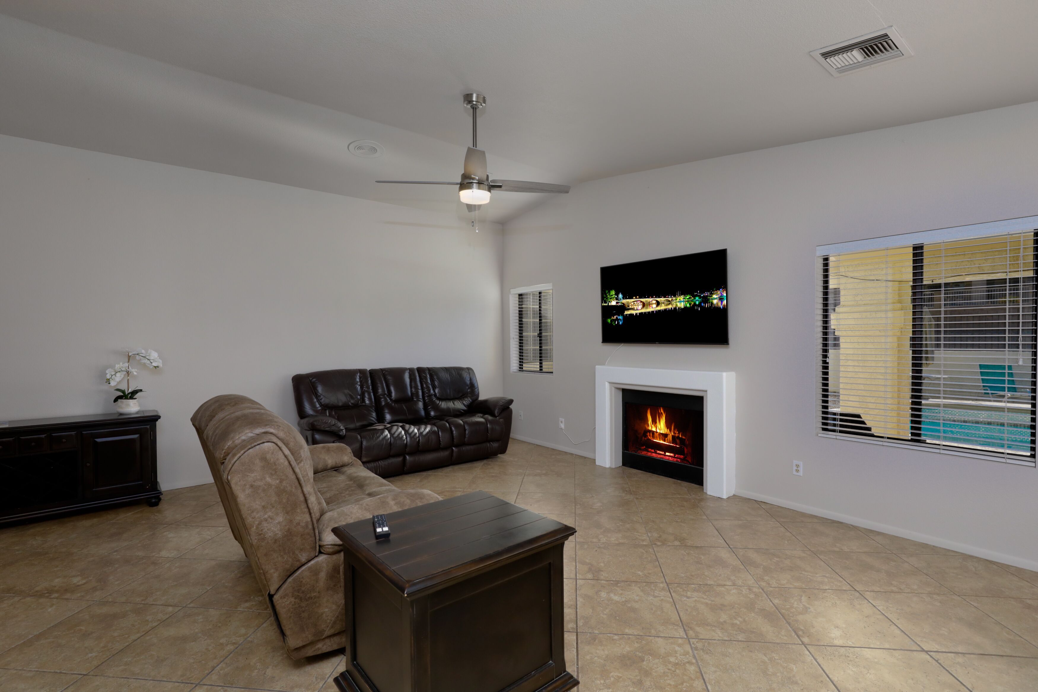 Lakeside Of Hwy 95! Nice Pool, Boat Parking - Havasu Lake, CA