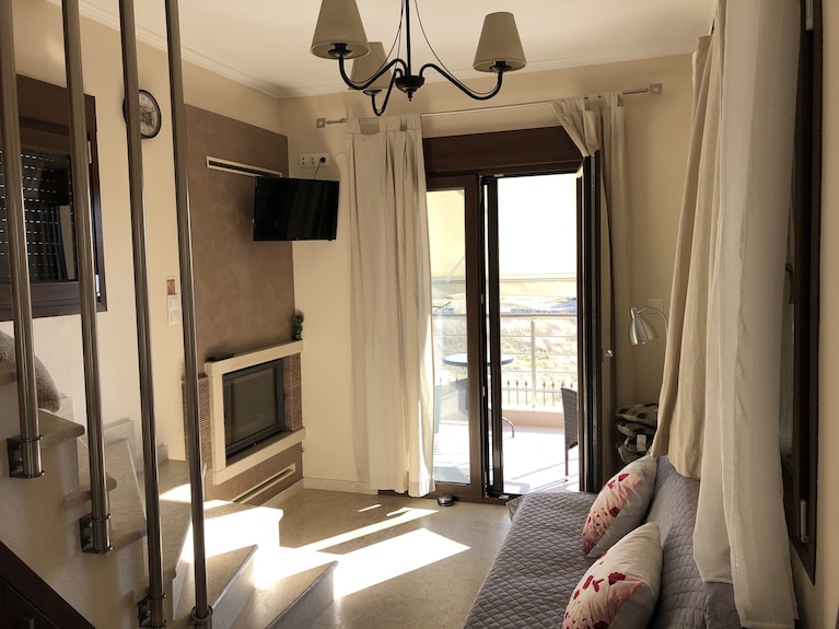 Am House By The Sea, 150 M.from Sandy Beach - 할키디키