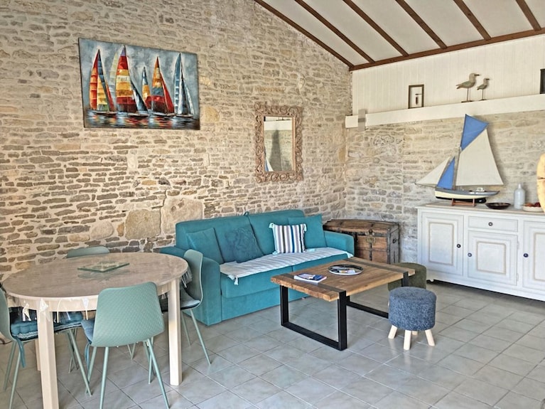 Maison Rénovée Avec Mezzanine à Saint-georges-d'oléron, Proche Plage - Île d'Aix