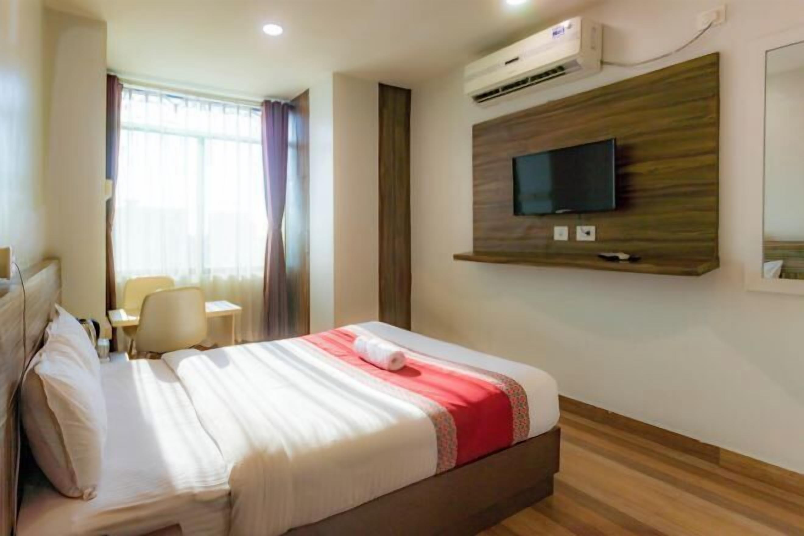 Roupa de alta qualidade, secretária, Wi-fi grátis 