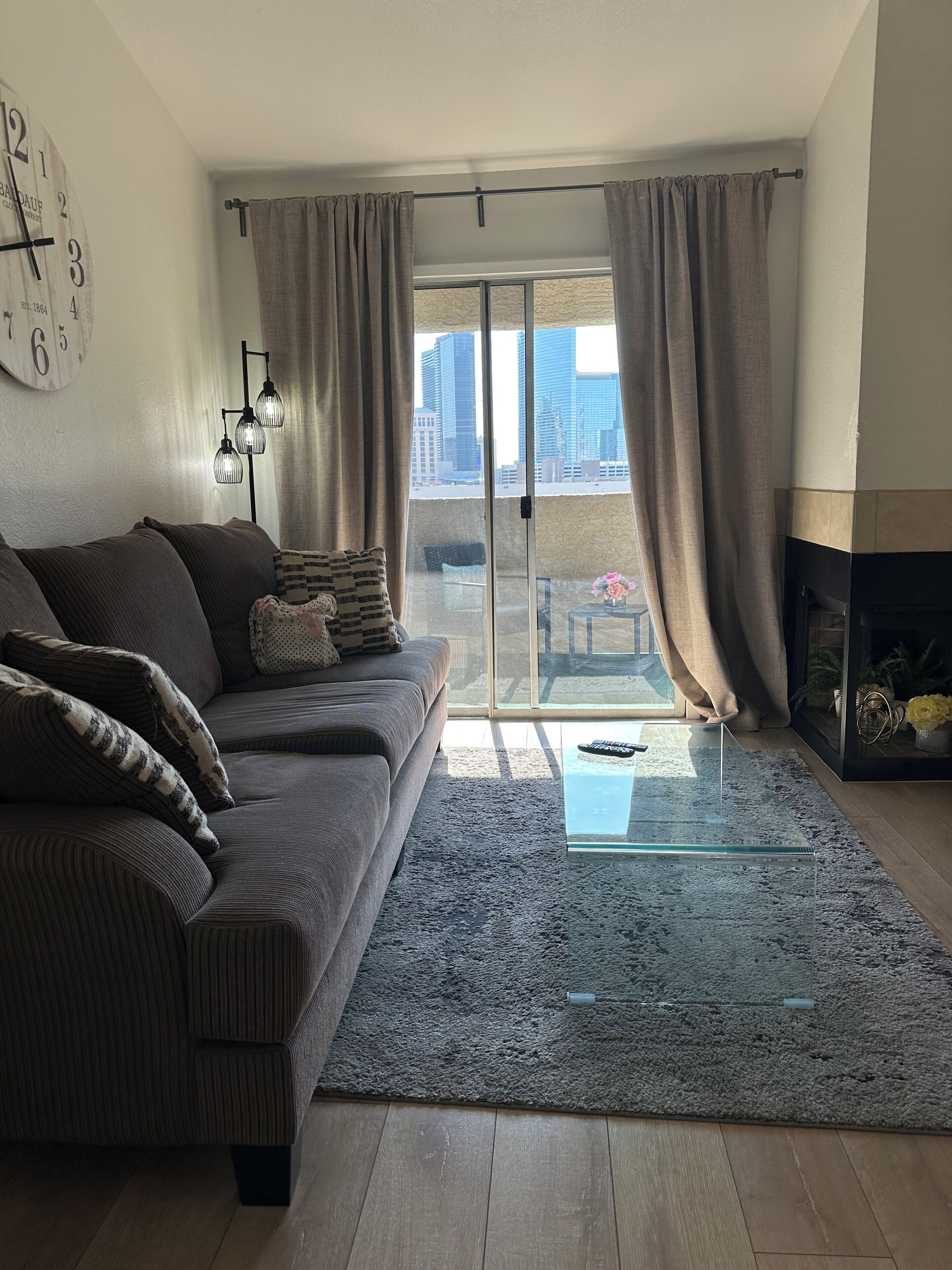 Lovely 1 Bed Condo With Las Vegas Strip View And Located On The Top Floor - Nevada