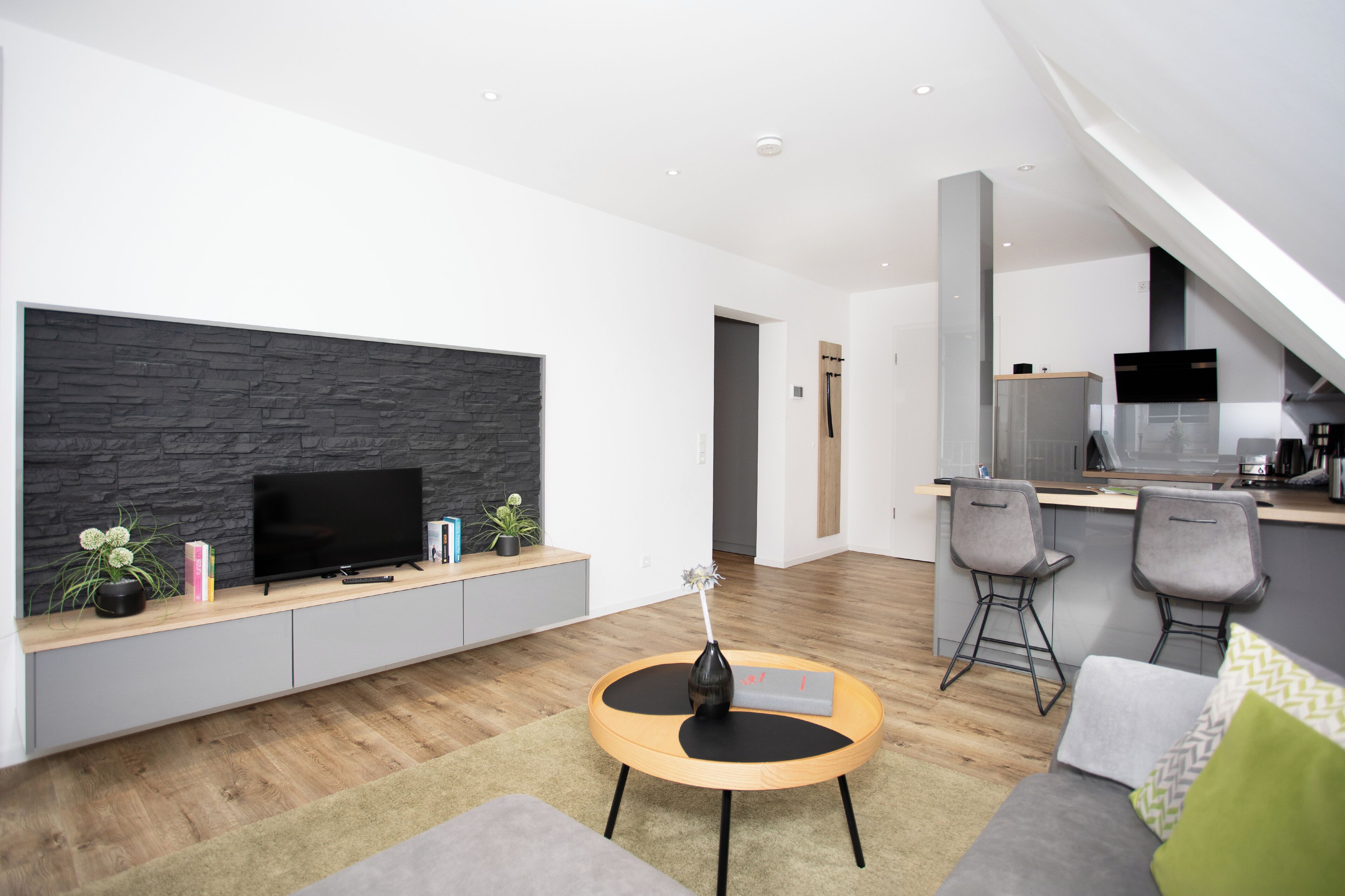 Das Ca.50 M² Große Und Sehr Schicke 2-raum Appartement Für 1 Bis 2 Personen Befindet Sich Auf Dem Klosterhof Aue In Bad Zwischenahn. - Edewecht