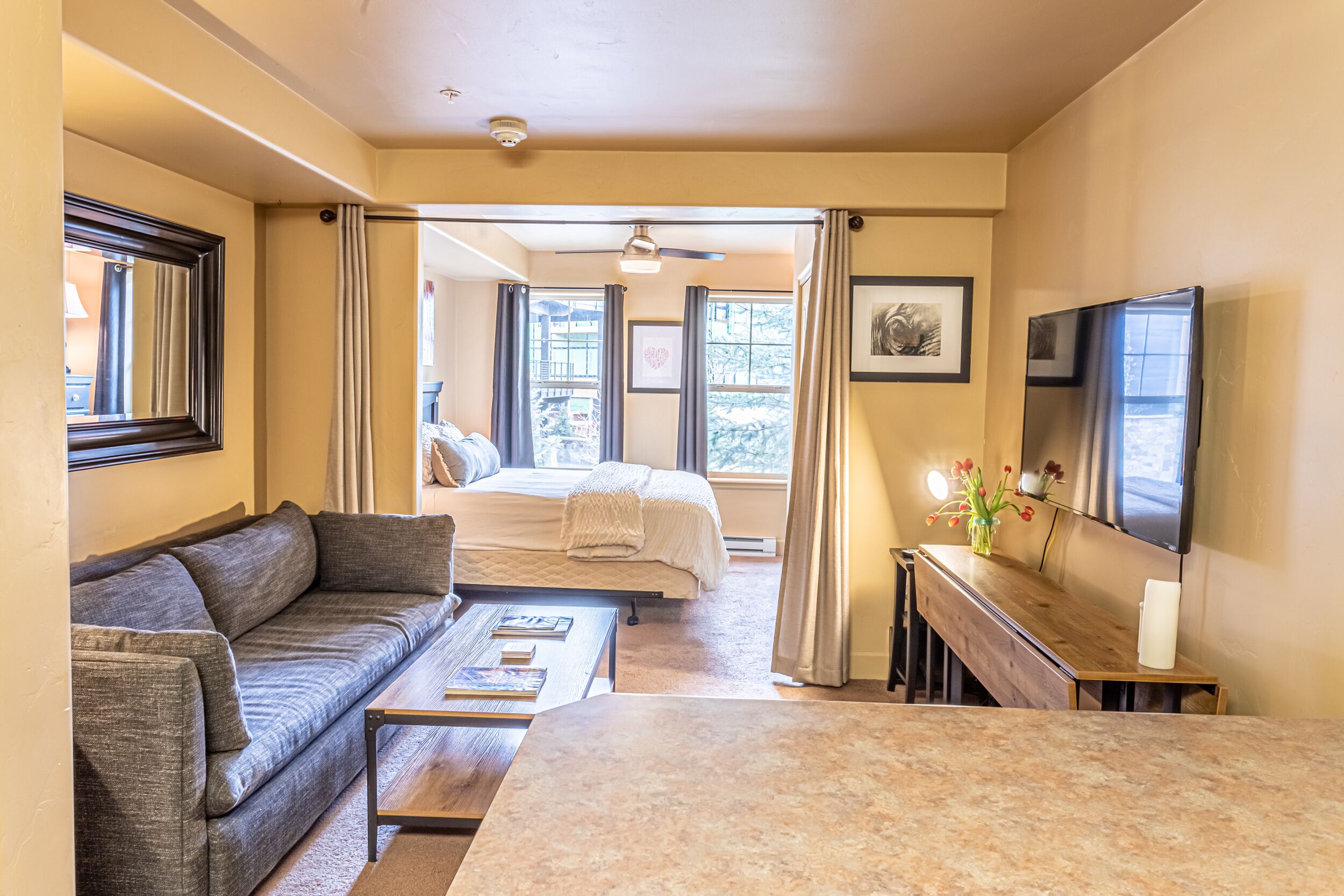 Studio At Resort W/ Hot Tub, Pool, Gondola Access - Steamboat Springs