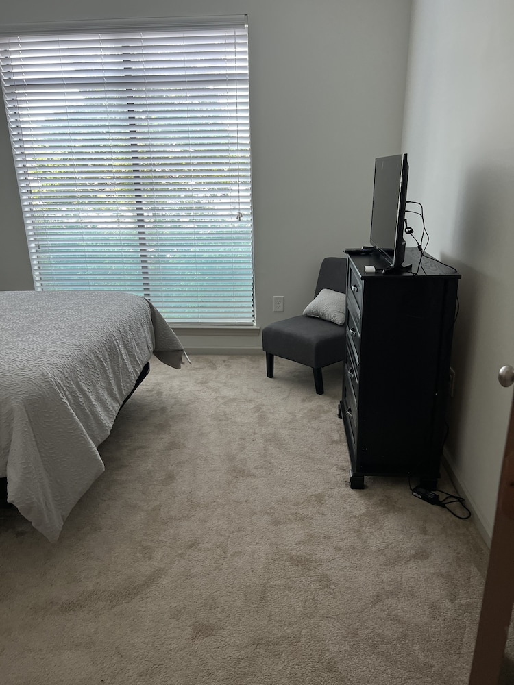 Luxury 1bd, 1br Private Entry - Near Arena, 25 Min To Downtown Atl - Johns Creek, GA
