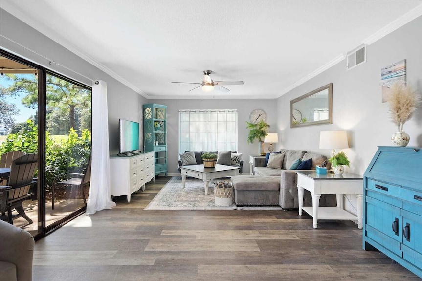 Walk To Beach, Heated Pool, Resort Amenities, Golf - Miramar Beach, FL