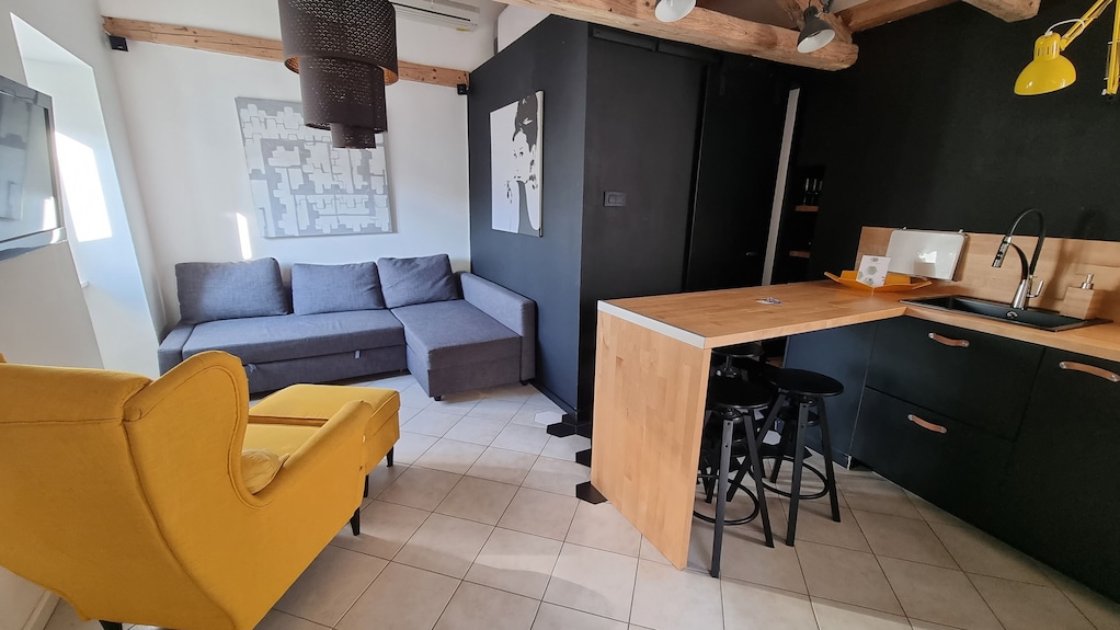 Secret Garden Of Piran - Piran