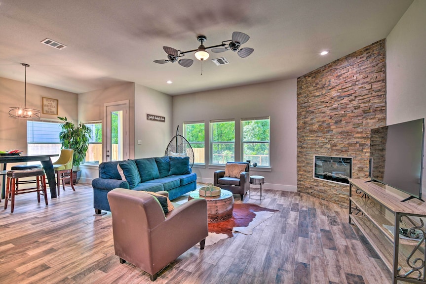 Modern Family Home Near At&t Stadium & More! - 曼斯費爾德