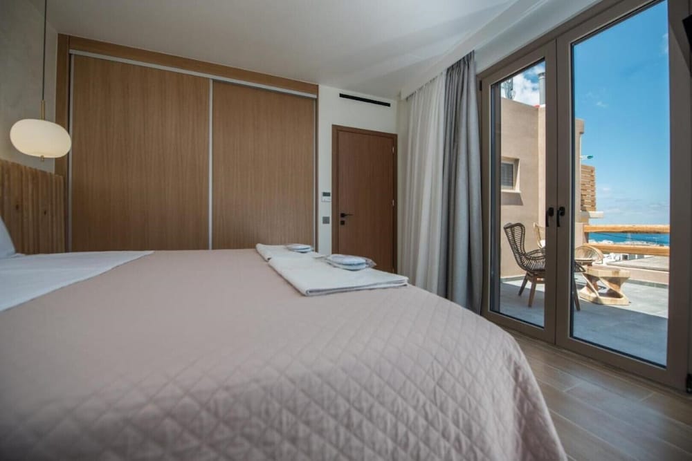 Cataphari Luxury Villa With Sea View Sleeps 8 - Koutouloufari