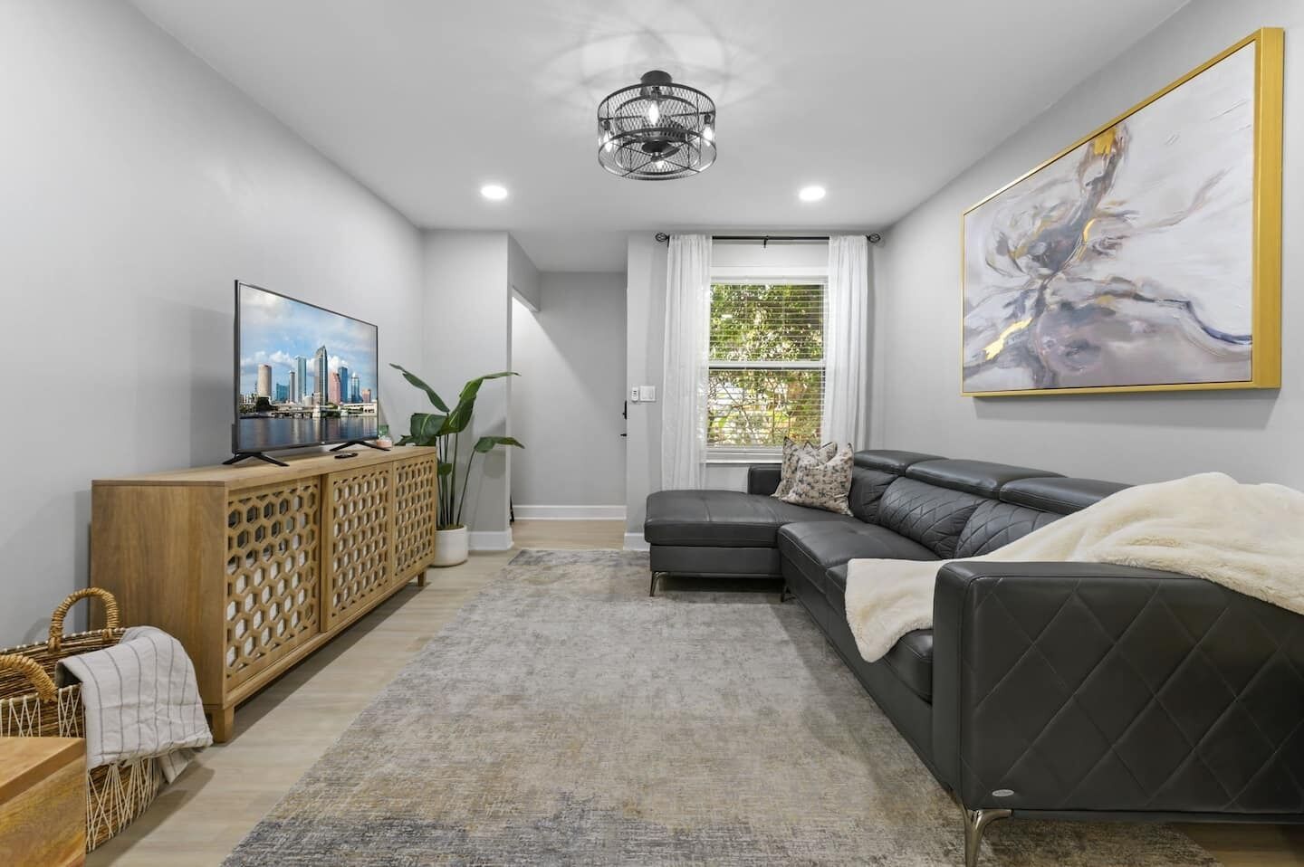 Cozy Townhome Perfectly Situated To Be Close To Both St Pete And Tampa. - タンパ, FL