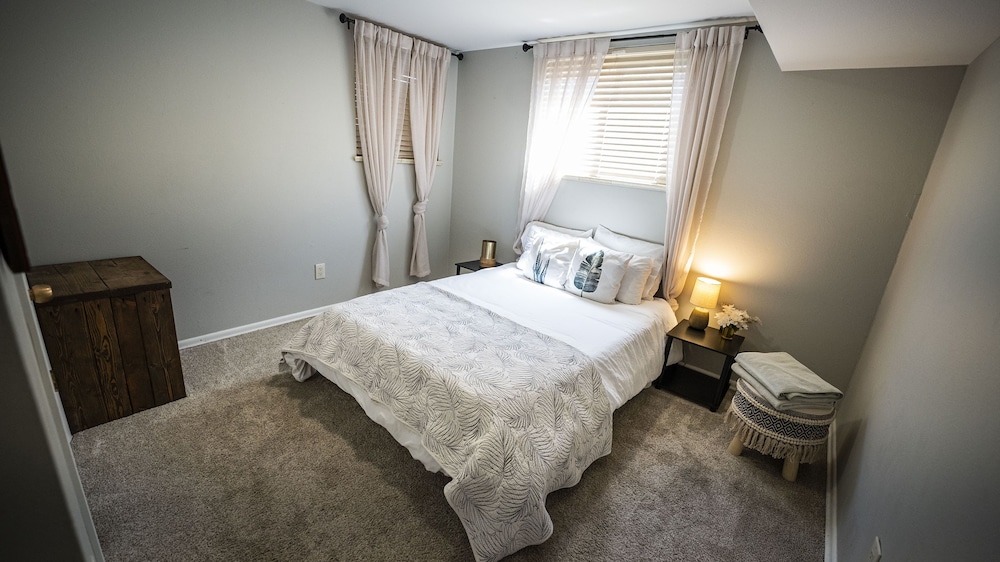 Basecamp Denver 2br Guest Suite Near Red Rocks - Golden, CO
