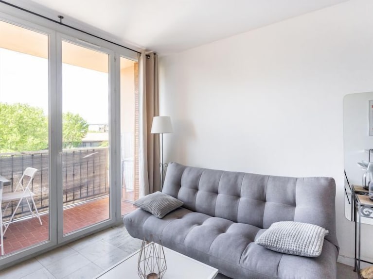 Le Cormoran By Interhome - Hyères