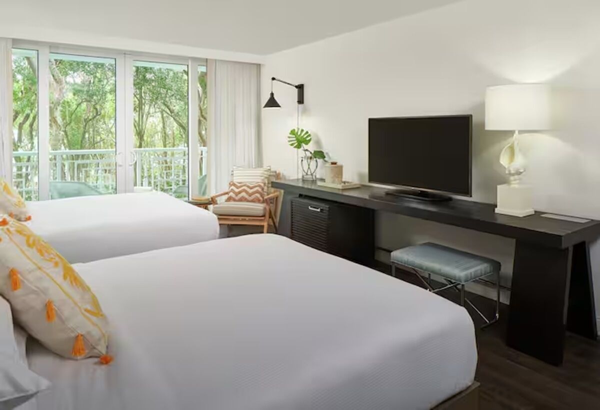 Rare Find! Waterfront Property W/ 2 Outdoor Pools, Pets Allowed! - Key Largo, FL