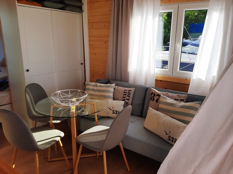 Hausboot - Urlaub .... Wo Der Frosch Ins Wasser Springt. - Müritz