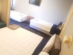 Quarto família | Wi-Fi de cortesia