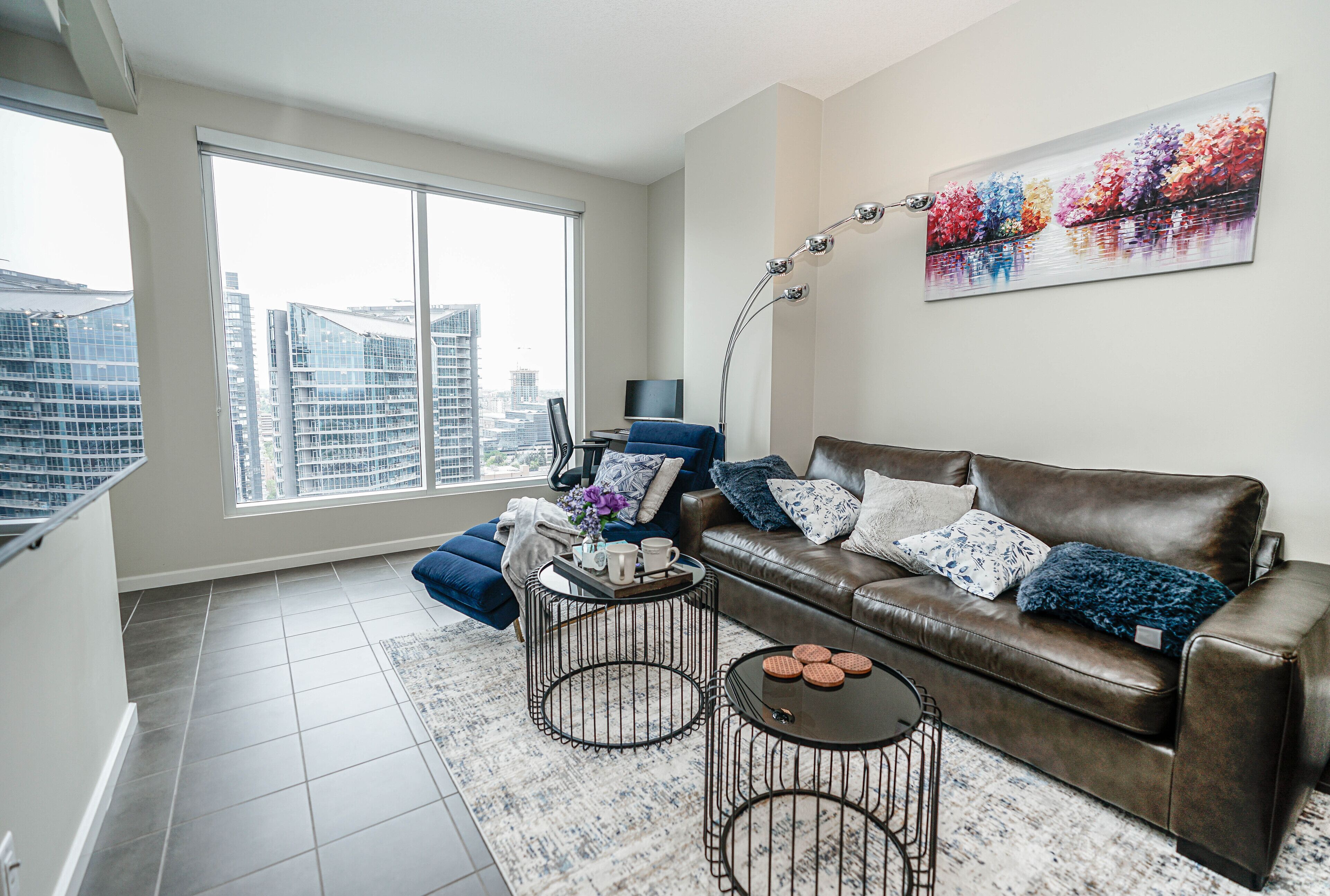 Entire Condo With Beautiful Downtown View - Calgary