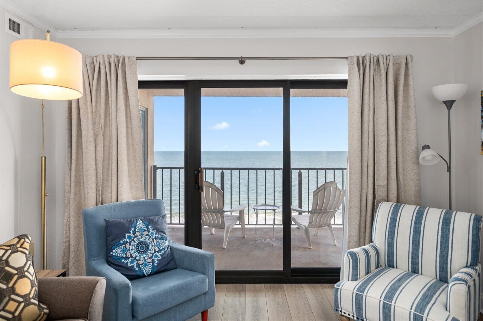 Three Bedroom Direct Oceanfront Condo - Ocean City, MD