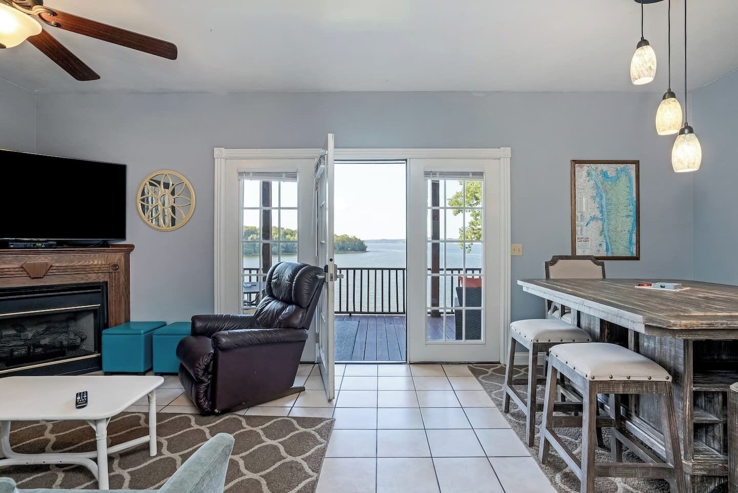 Kentucky Lake Waterfront Condo ~ Boat Slip~sleeps 6~murray Ky ~ Fantastic View! - Kentucky