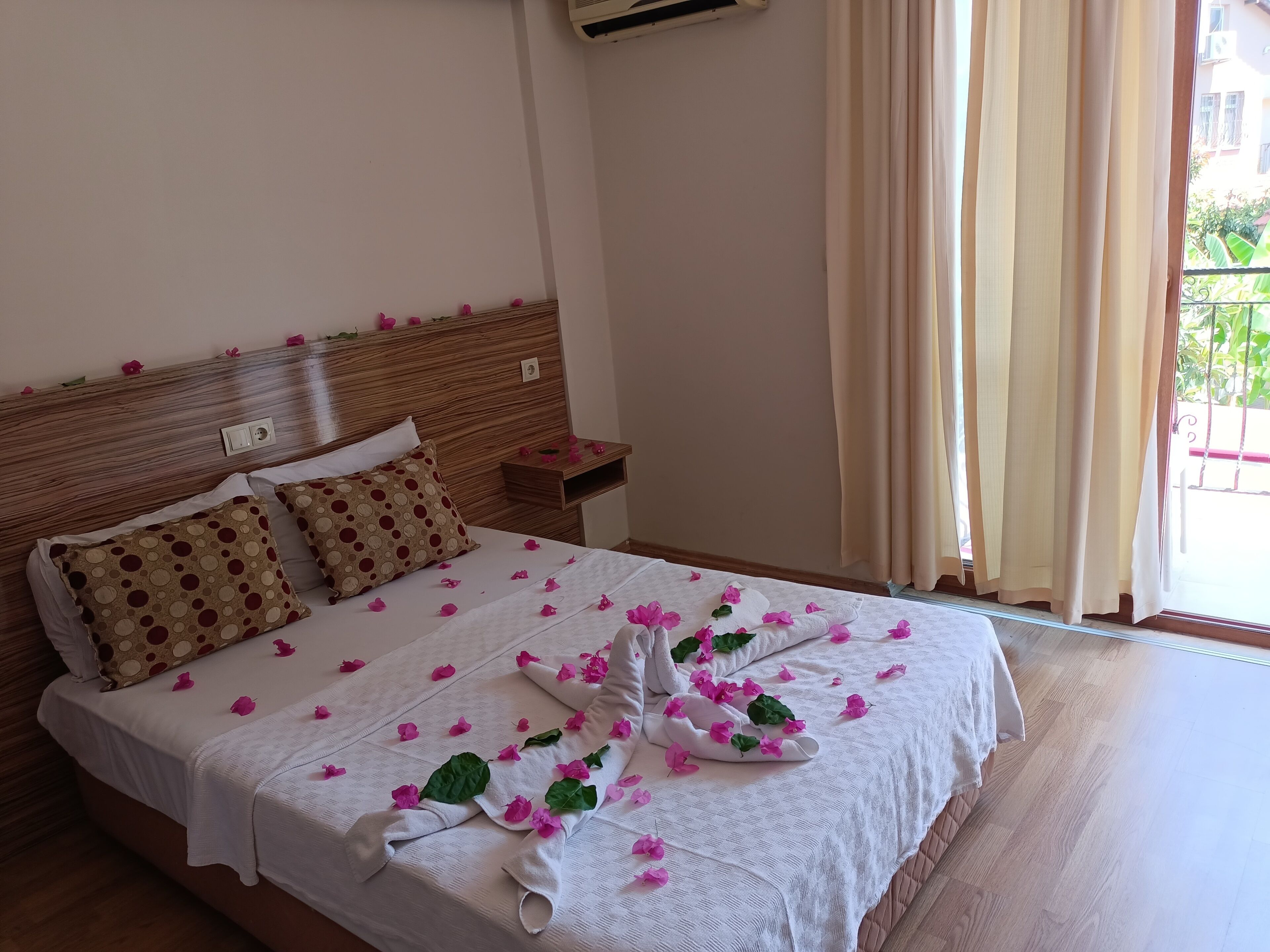 Quarto casal ou duplo econômico | Roupas de cama premium, cortinas blackout, quartos à prova de som
