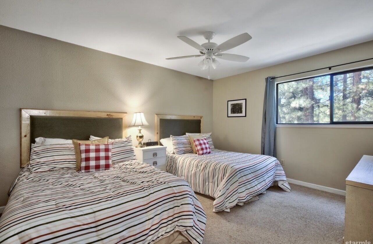 Lovely Condo Mins Away From Heavenly, Lake & Beach - Stateline, NV