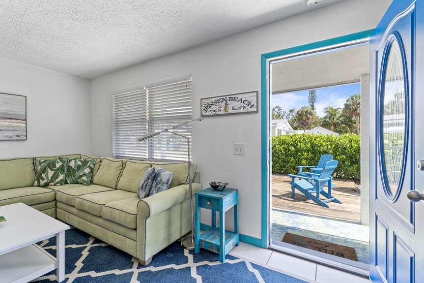 Indian River Drive Cottage - Heated Pool & Close To Beaches! - Jensen Beach, FL