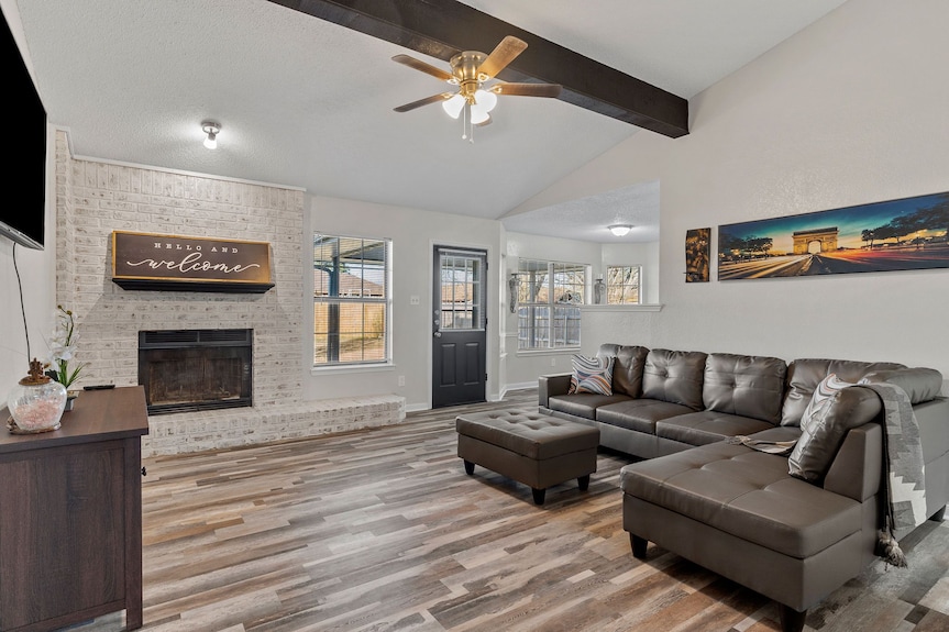 The Sweet Oasis With An Outdoor Jacuzzi - Copperas Cove, TX