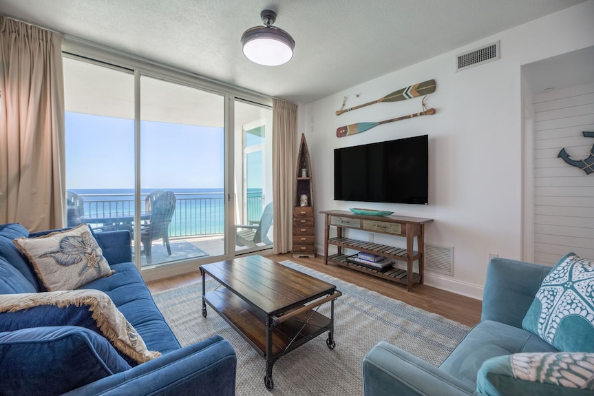 Beachfront 3bdr Condo. Aqua Resort By Pier Park - 拉古納比奇