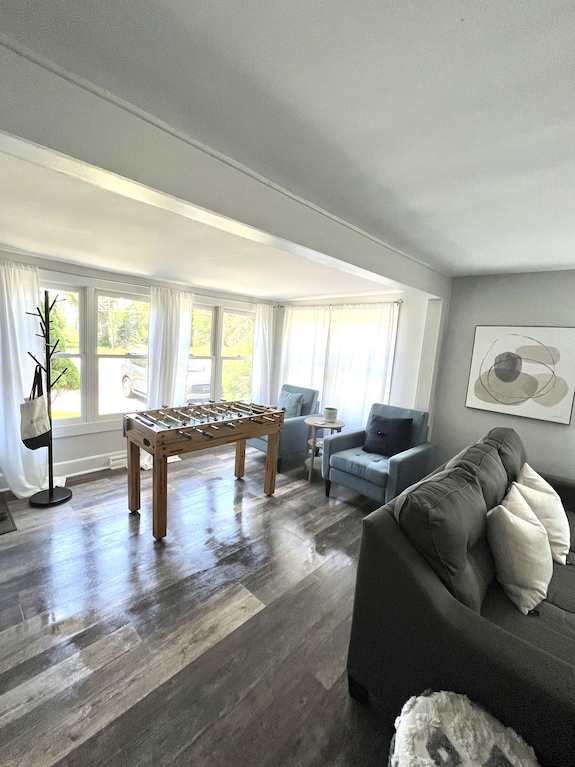 Private Property, Sleeps 8, North Of St. Joseph - Silver Beach, MI