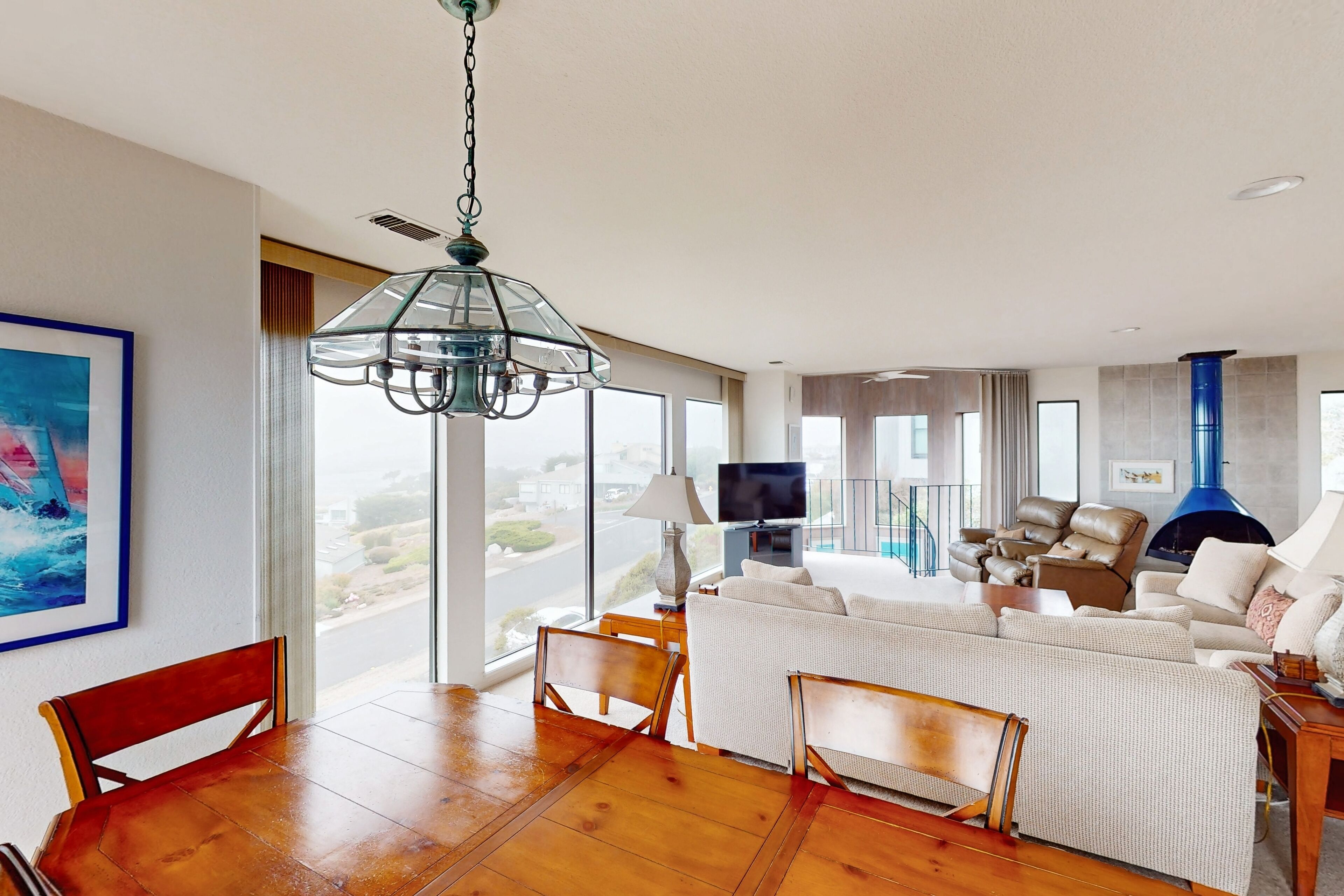 Modern Ocean-view Dream W/ Chefs Kitchen, Patio & Balcony - Walk To Beach - Bodega Bay, CA