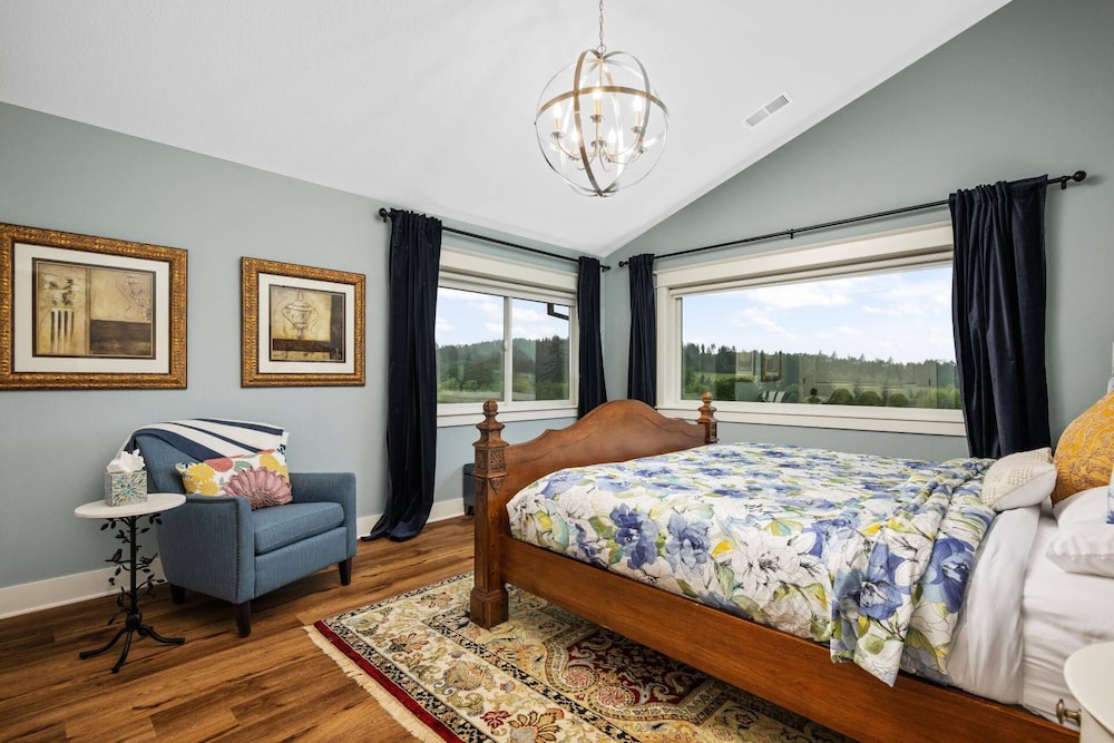 Great Deals On Summer Stays! - Alexana Winery, Newberg