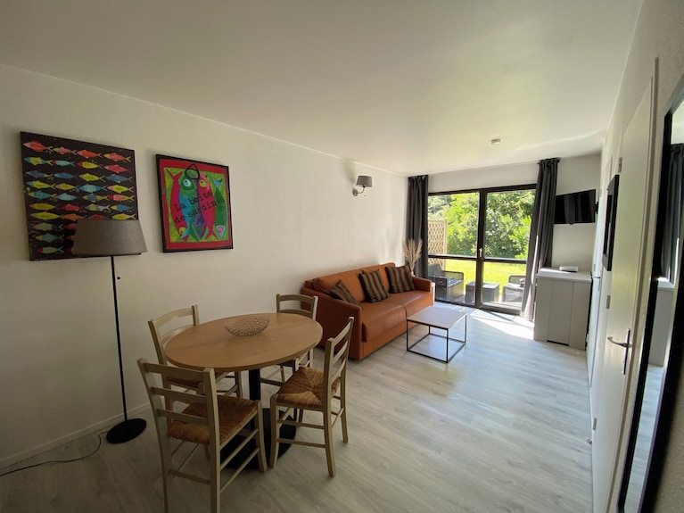 Joli T2 Avec Terrasse - Résidence Du Golf - Plage de Bénodet