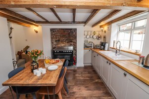 Casa de campo | Cozinha privada | Geladeira, lava-louças, chaleira elétrica, torradeira