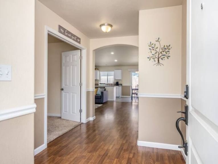 Fresno Home| Fire Pit| Sleeps 10| Quiet Community! - Clovis, CA